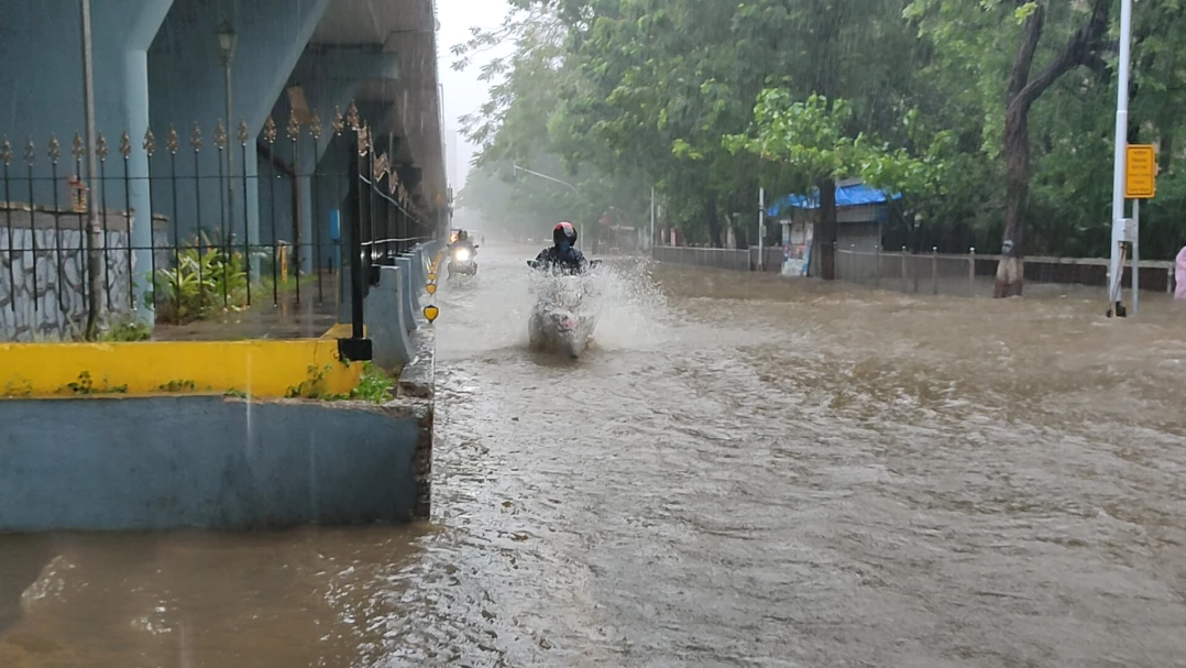 Mumbai Monsoon Live Updates 2025 | Mumbai Live