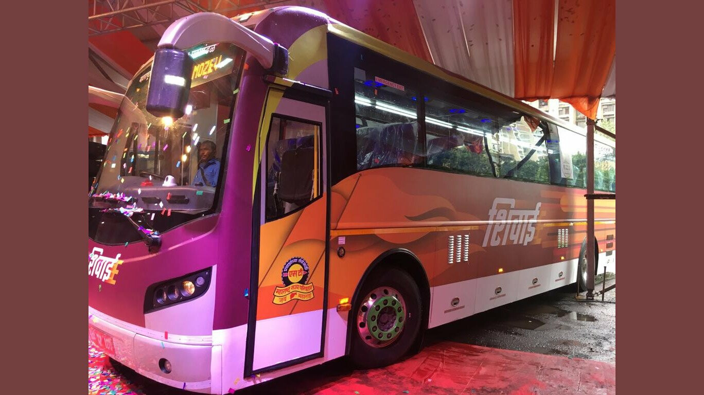 Msrtc shivai first electric bus for intercity commuters | एसटीची शिवा'ई'-बस