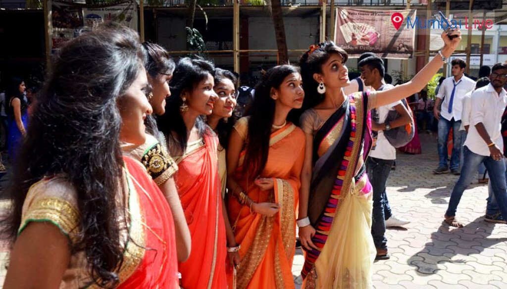 Girls celebrate 'Saree Day' in Barfiwala College
